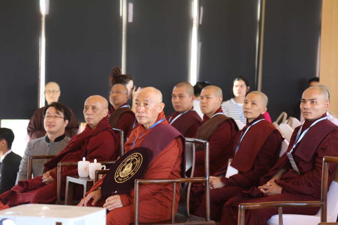Ling Jiou Mountain Buddhist Web TV-Dharma Master Hsin Tao Speaks at the ...